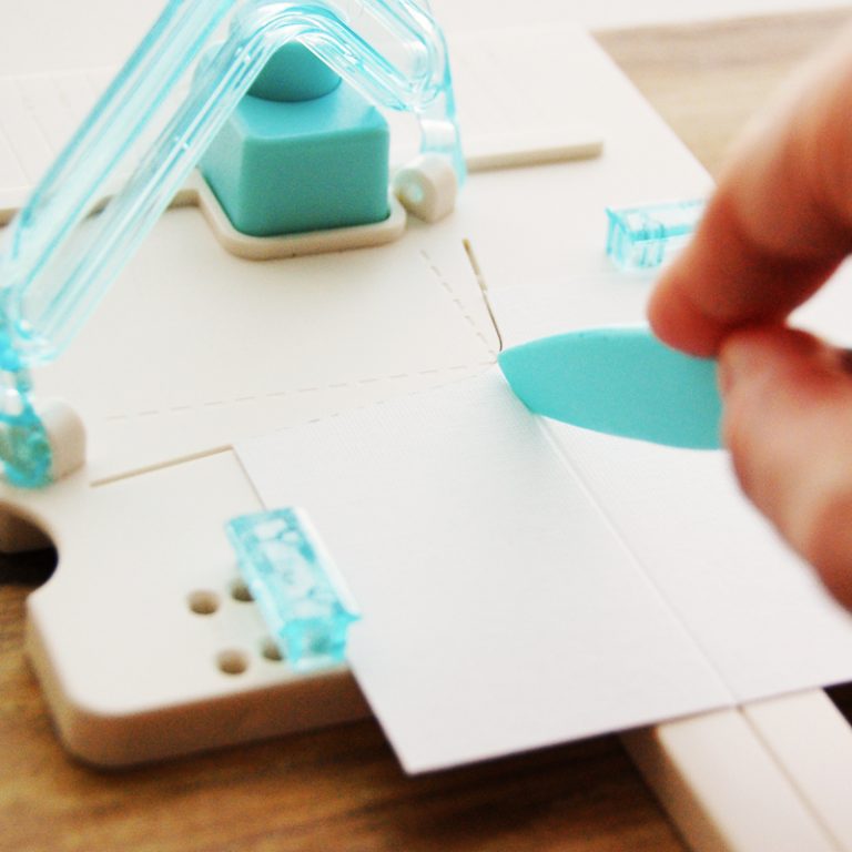 Latest & Greatest: Cool Tools with We R Memory Keepers – Stamp ...