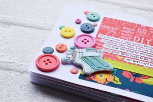 Camera Shaped Mini Album – Stamp & Scrapbook EXPO