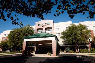 Host Hotel – NJ25 – Stamp & Scrapbook EXPO